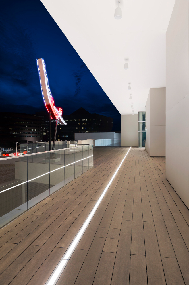 The Light Solution - LPA