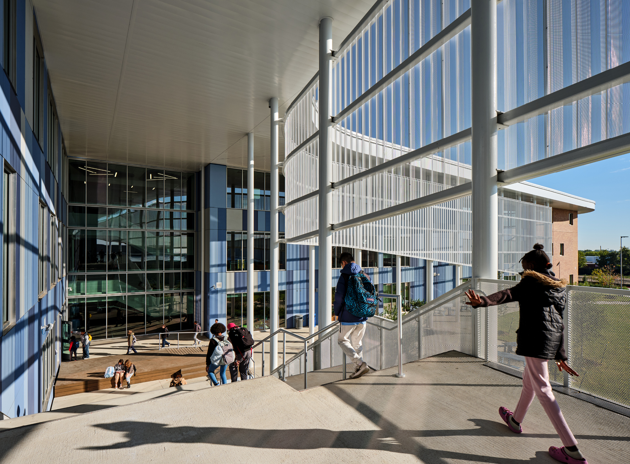 A Middle School Takes Wing - LPA