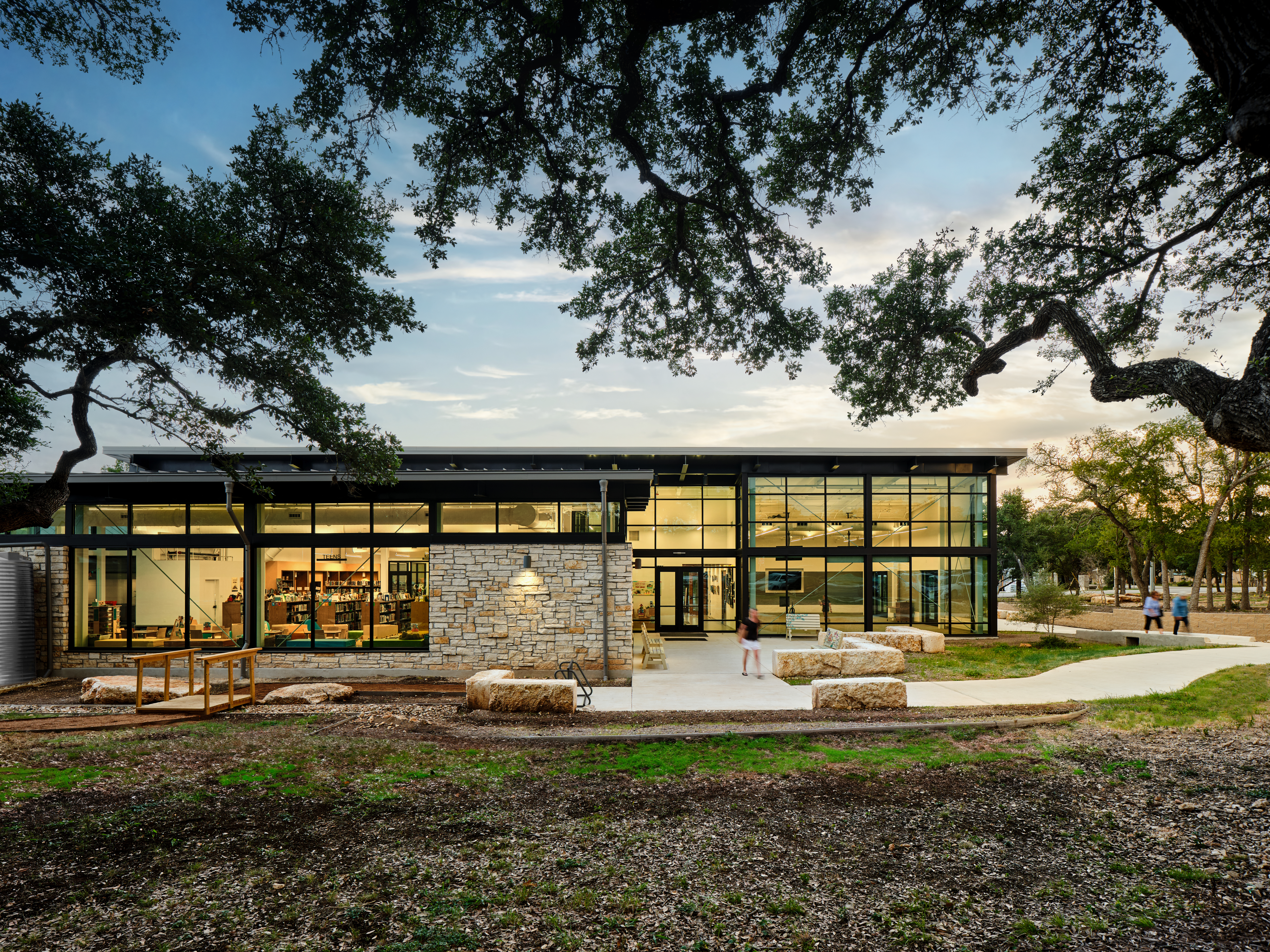 Wimberley Village Library - LPA