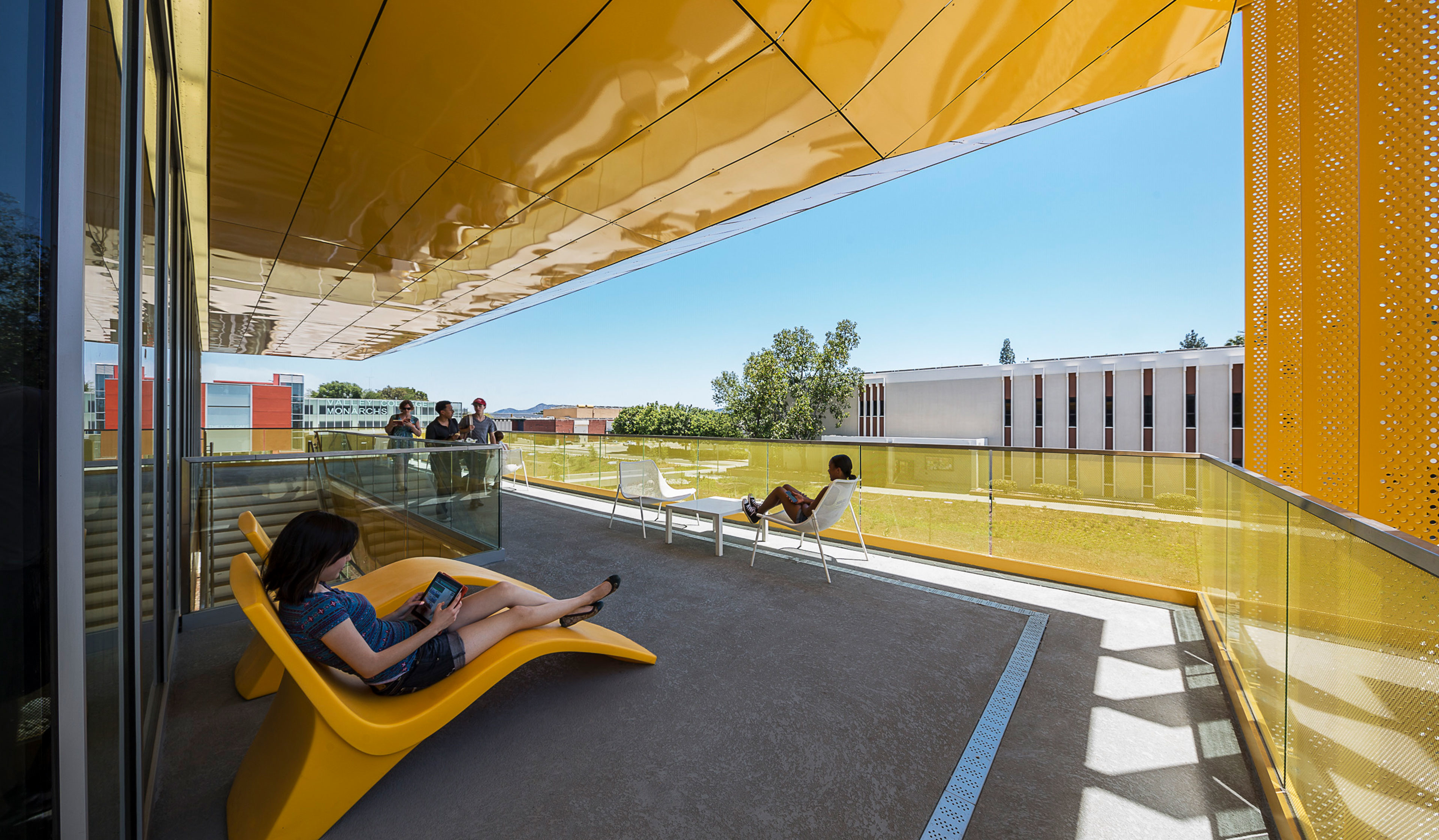 Los Angeles Valley College Monarch Center - LPA