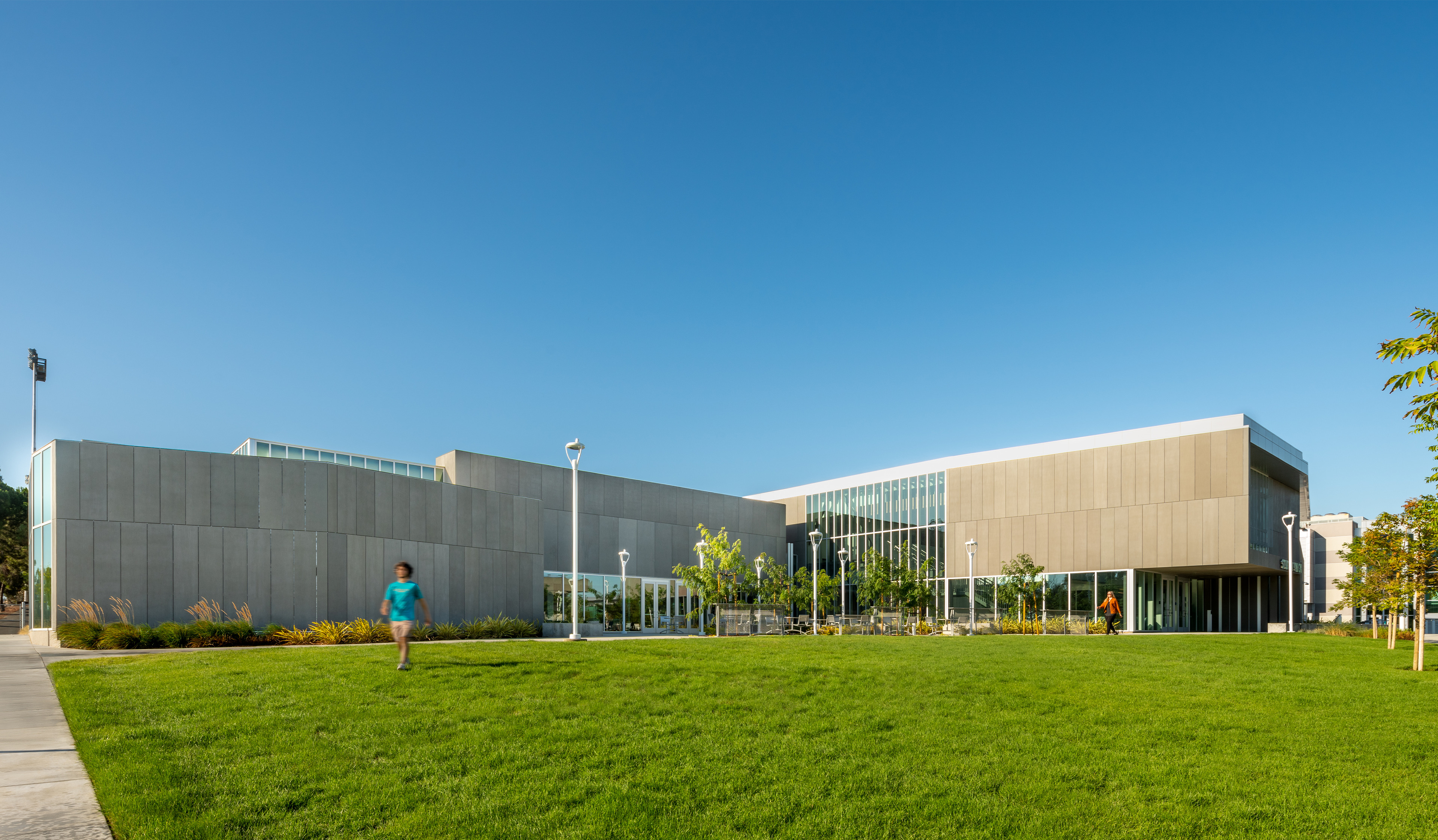 Los Medanos College Physical Education Complex and Student Union - LPA