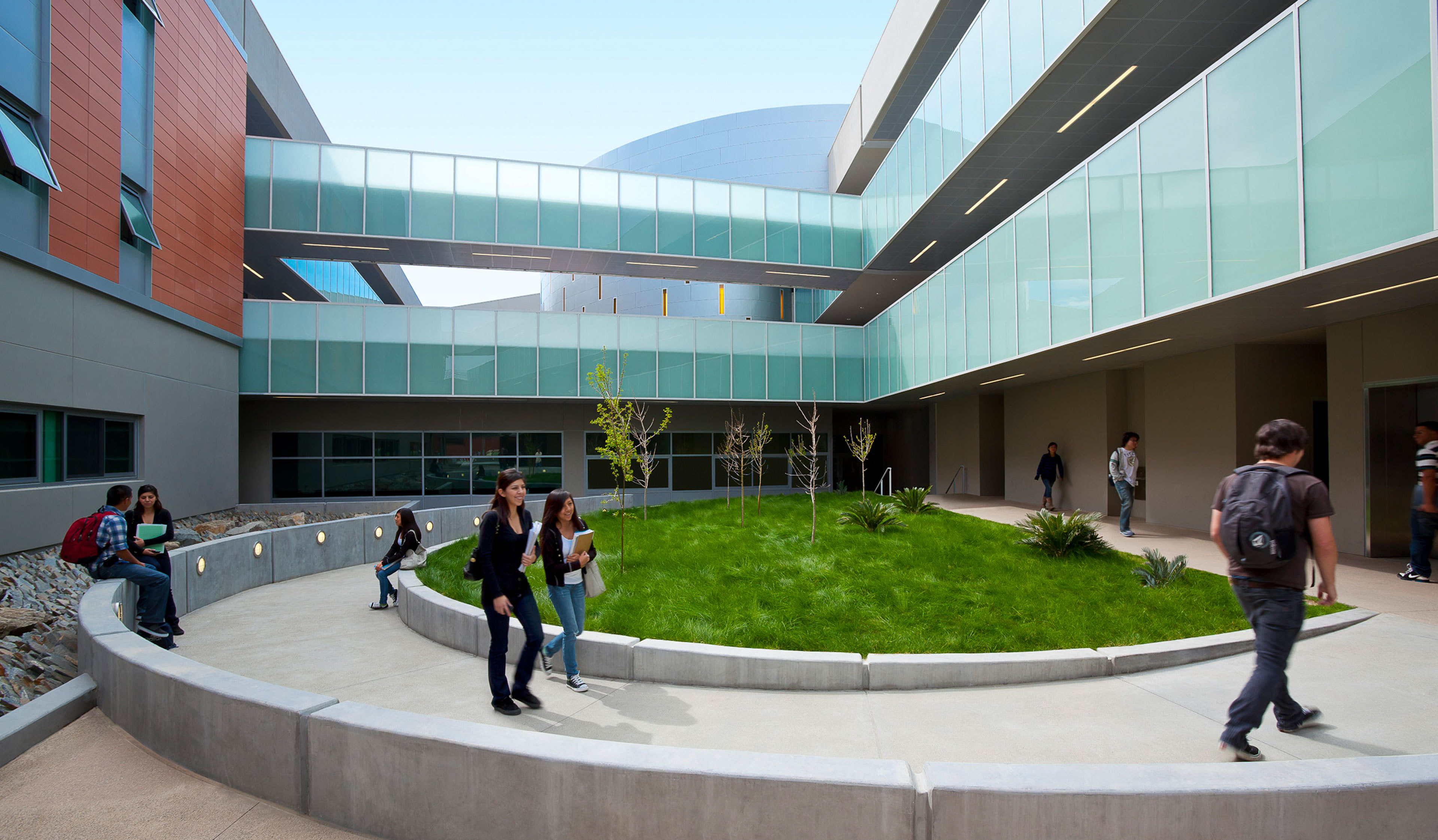 Palomar College Interdisciplinary Classroom Building - LPA