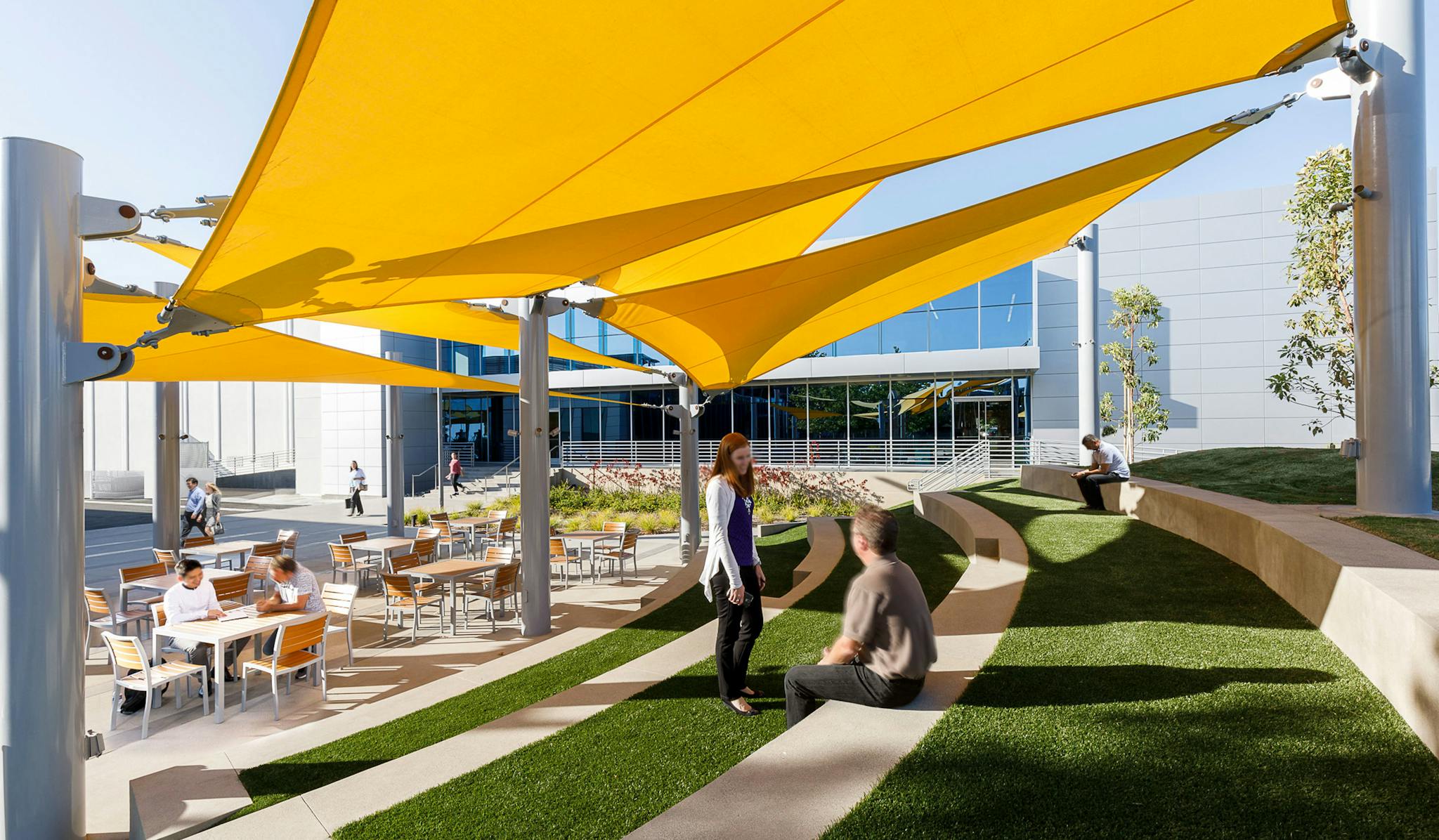Edwards Lifesciences Campus - LPA Edwards Lifesciences Campus - LPA