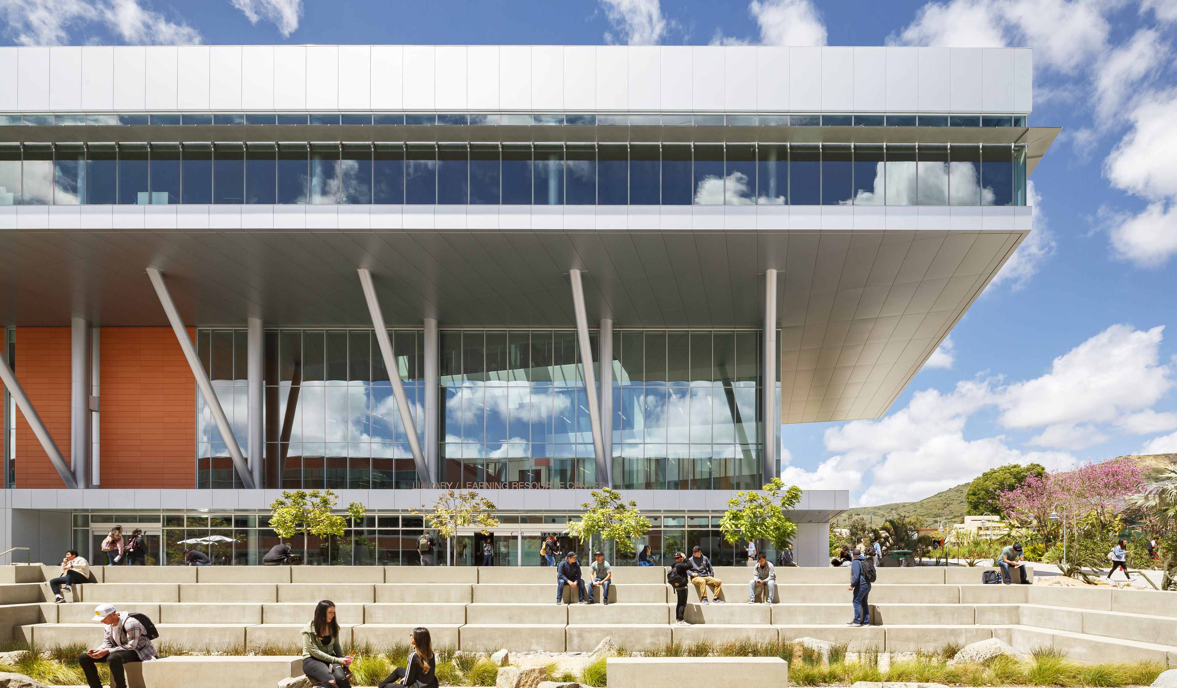 Reimagining the Campus Library - LPA